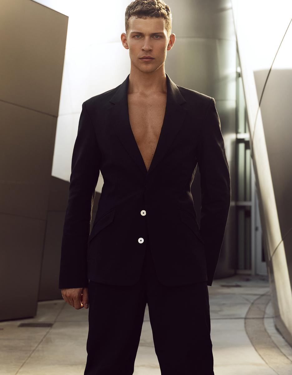LA MODEL MANAGEMENT.